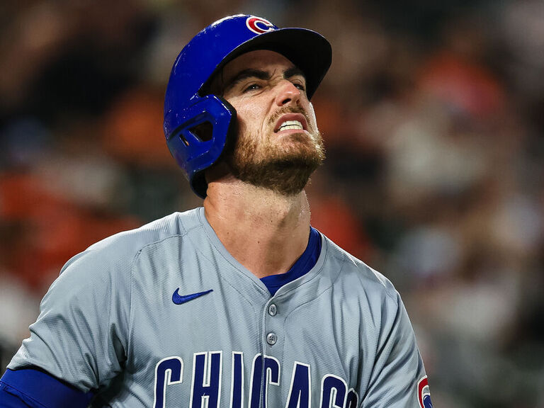 Cubs place Bellinger on IL with fractured finger | theScore.com