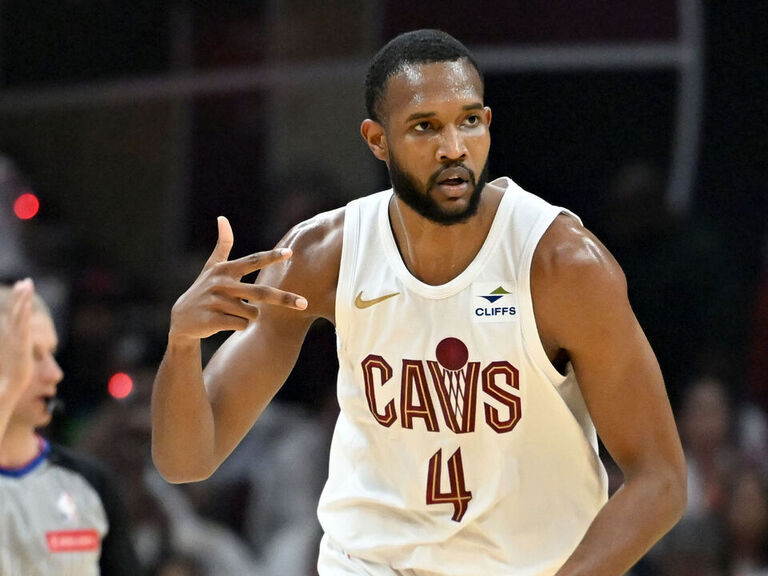 Cavs sign Mobley to max rookie extension worth up to $269M | theScore.com