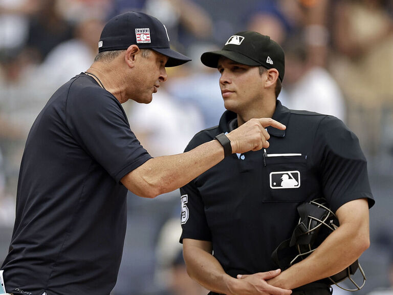 Yankees' Boone ejected for 5th time this season | theScore.com