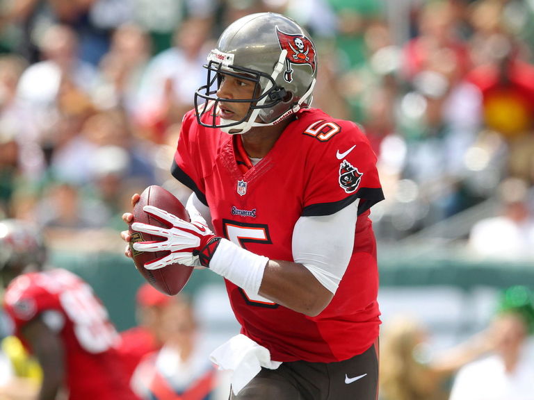 Former Bucs QB Josh Freeman signs with FXFL's Brooklyn Bolts | theScore.com