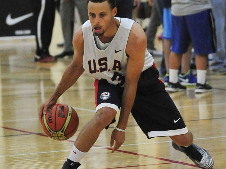 VIDEO: The Steph-Back Jumper in Phantom Cam | theScore.com