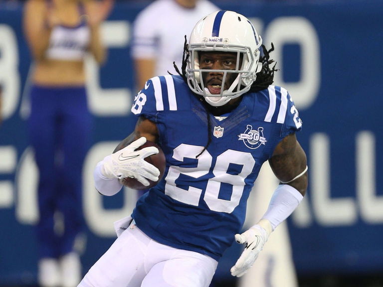 Colts' Greg Toler makes outstanding interception | theScore.com