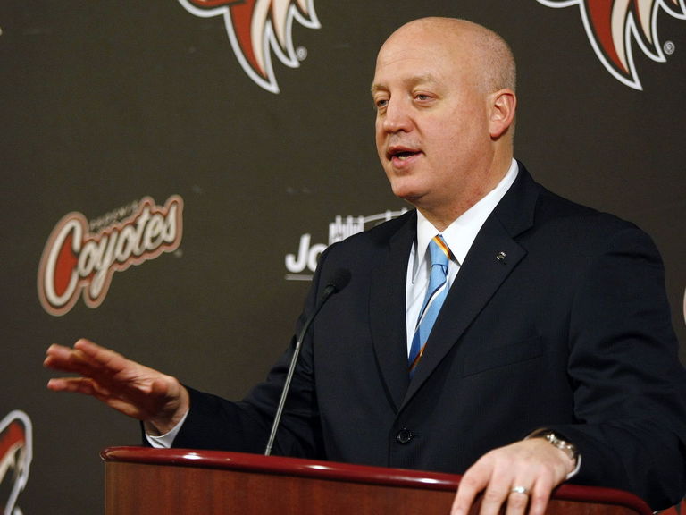 Bill Daly, Paul Holmgren to receive 2014 Lester Patrick Trophy ...