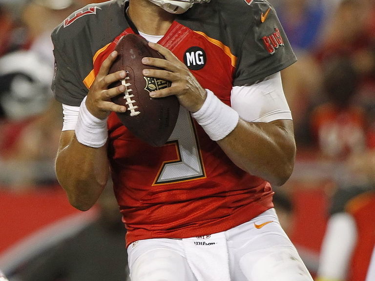 Report: Buccaneers promote quarterback Mike Kafka to active roster ...