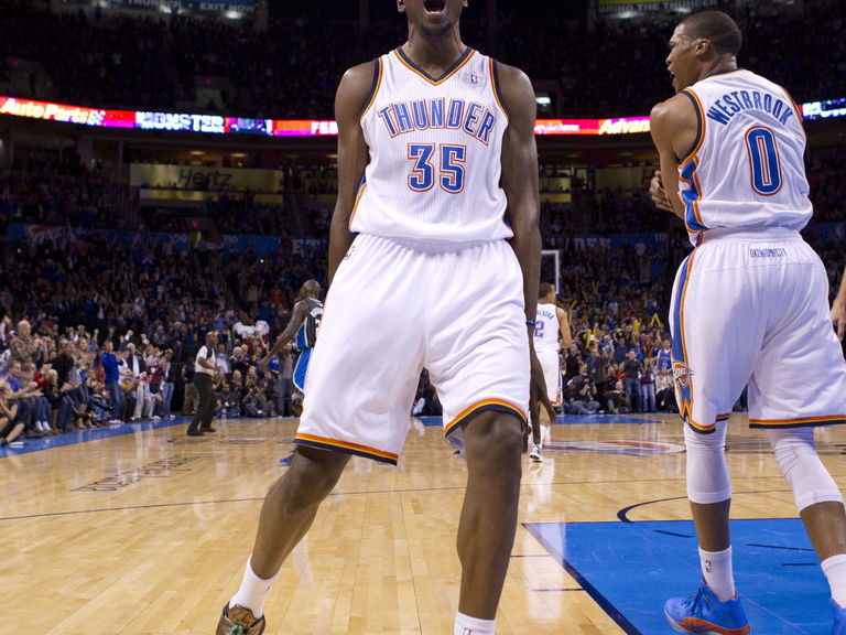 VIDEO: Kevin Durant has the first highlight dunk of the NBA season ...