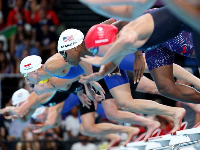 Simone Manuel flops in 50m free, fails to advance out of swimming heats ...