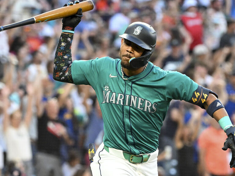 Mariners' Rodríguez reinstated from IL | theScore.com