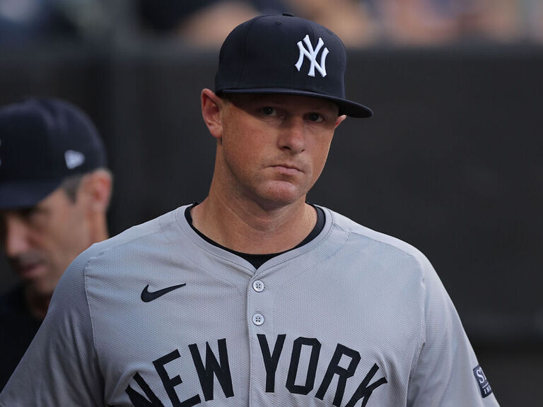 Yankees' LeMahieu scratched after being hit by ball in face during ...
