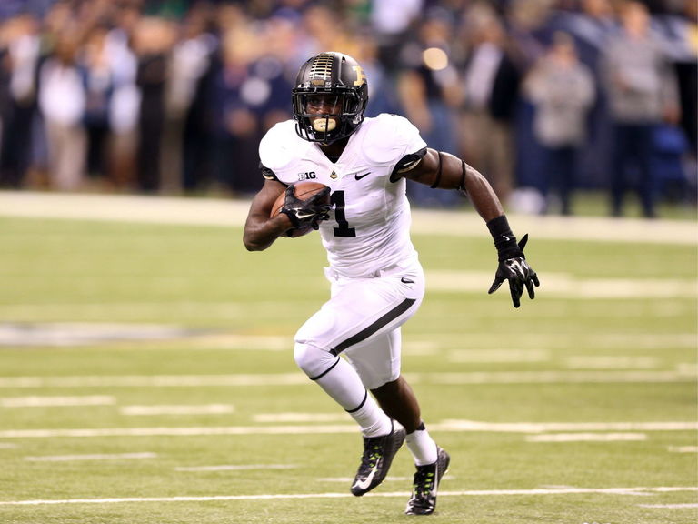VIDEO: Purdue's Akeem Hunt shows off impressive speed vs. Illinois ...