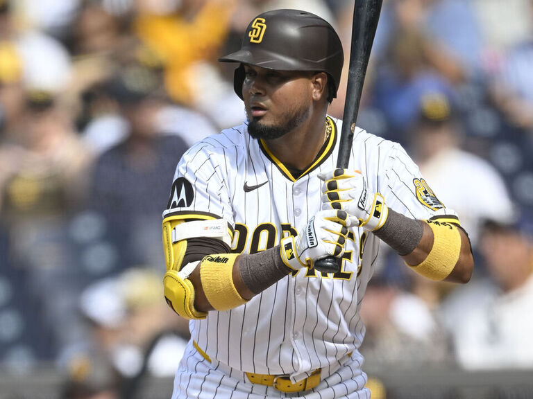Batting champ Arraez wants to play with Padres 'for a long time ...