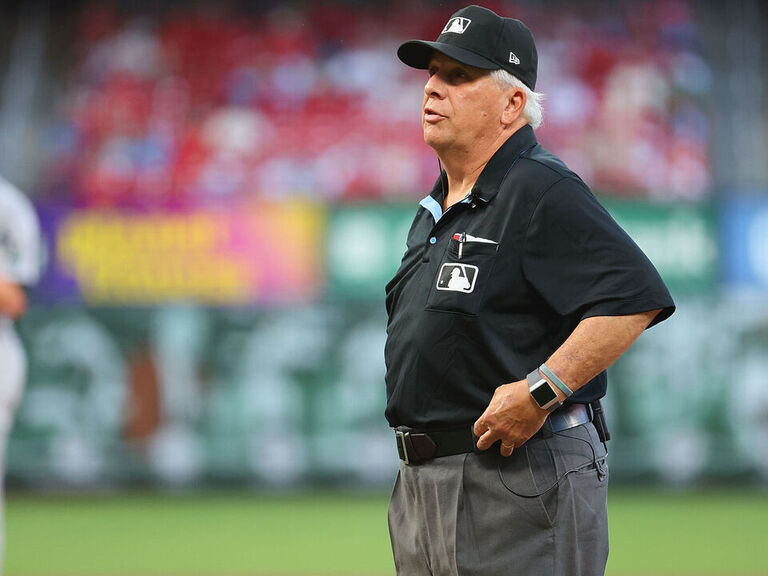 Umpire Larry Vanover retiring after more than 30 years in majors ...