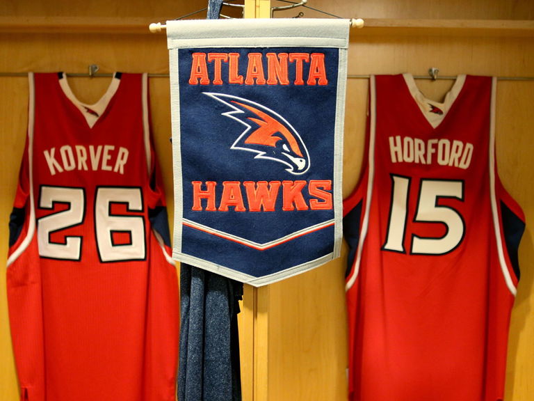VIDEO: Hawks give sneak peek of new court design | theScore.com