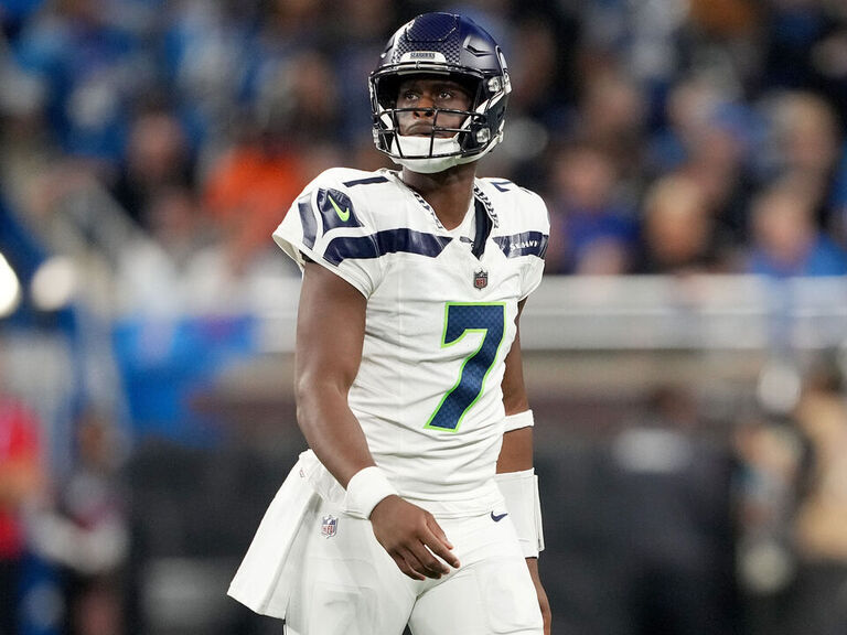 Seahawks begin contract talks with Geno Smith | theScore.com