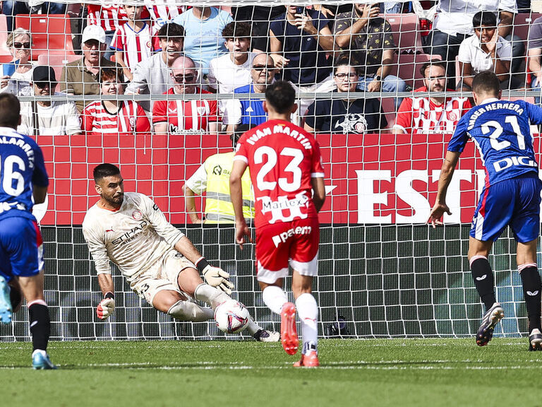 Girona grab late win over Athletic after 'keeper's penalty heroics ...