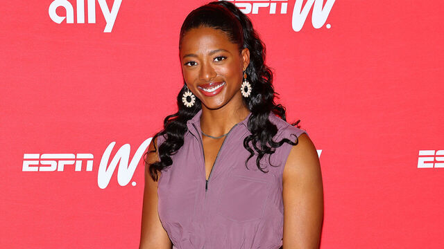 Andi Petrillo and Blake Bolden on evolving hockey coverage | theScore.com