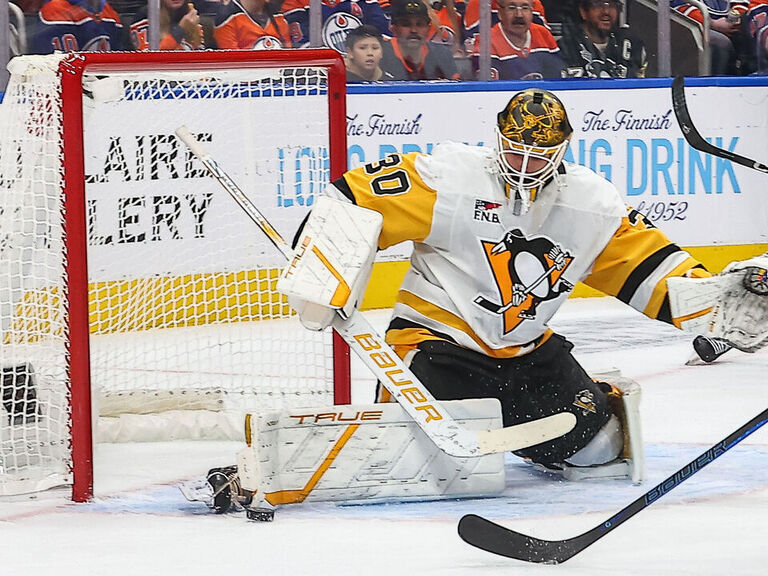 Stuart Skinner tips his cap to Pens' Blomqvist: 'He was incredible ...