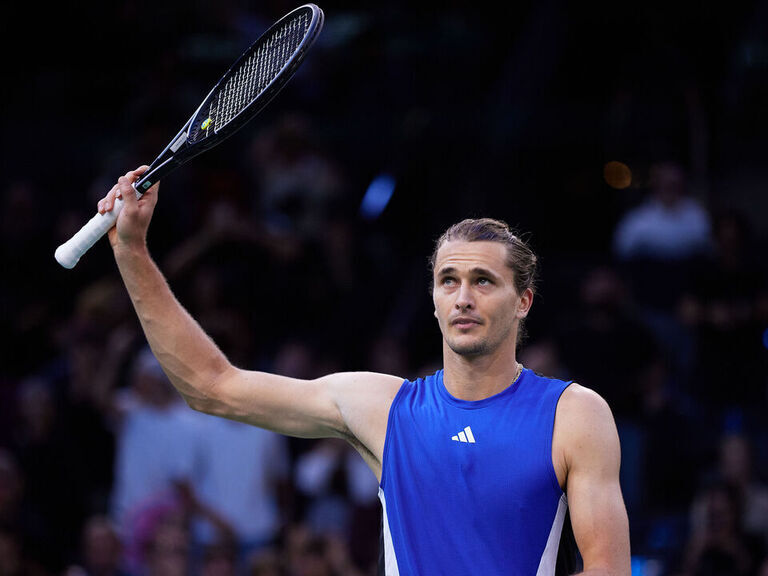 Paris Masters roundup: Zverev beats Tsitsipas to reach semifinals | theScore.com
