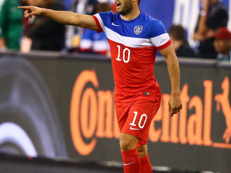 VIDEO: U.S. Soccer pays tribute to Landon Donovan | theScore.com