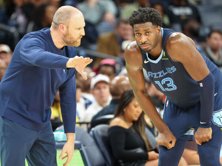 Jenkins becomes Grizzlies' winningest coach | theScore.com