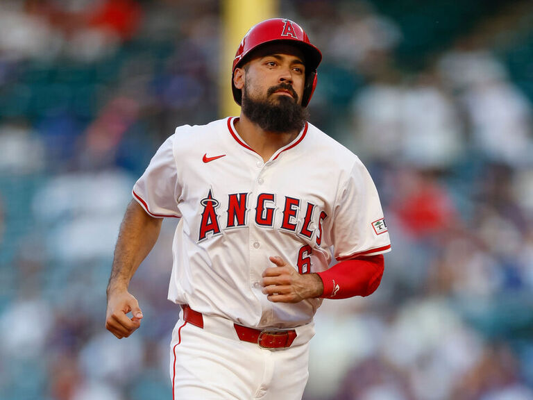 Angels GM: Rendon has to 'earn the right to play every day' | theScore.com