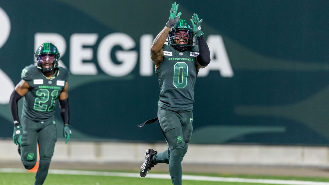 2024 CFL Awards: Oliveira becomes 4th Canadian to win MOP | theScore.com