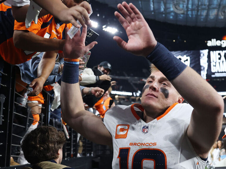 Bo Nix sets Broncos rookie TD record as Denver beats reeling Raiders ...