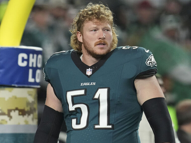 Eagles signing Jurgens to 4-year, $68M extension | theScore.com