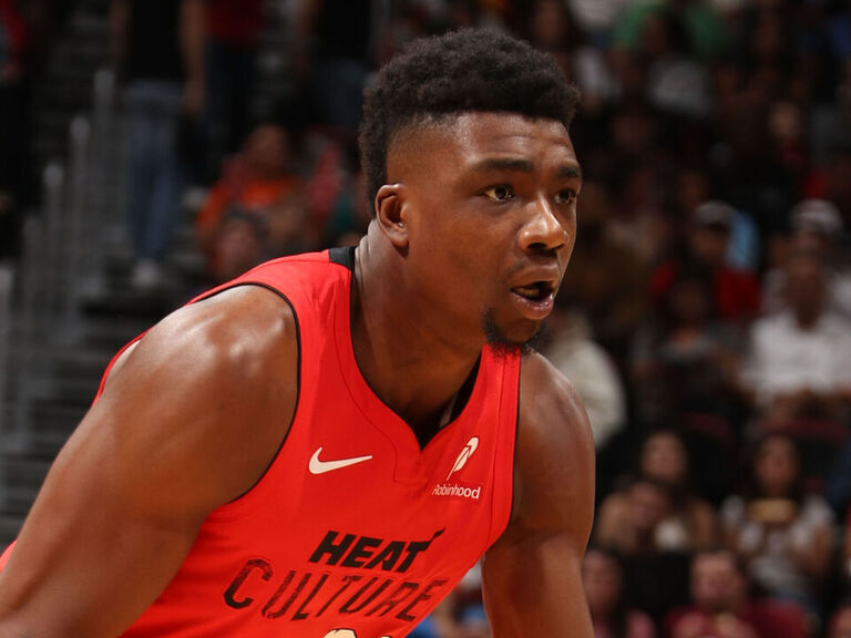 Report: Pacers to acquire Heat's Bryant | theScore.com