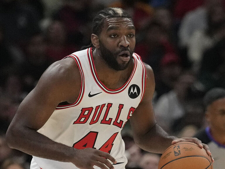Bulls' Williams returns in win over Hornets after 10-game absence ...