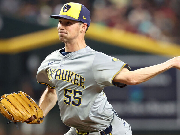 Rangers sign lefty reliever Milner to 1-year deal | theScore.com