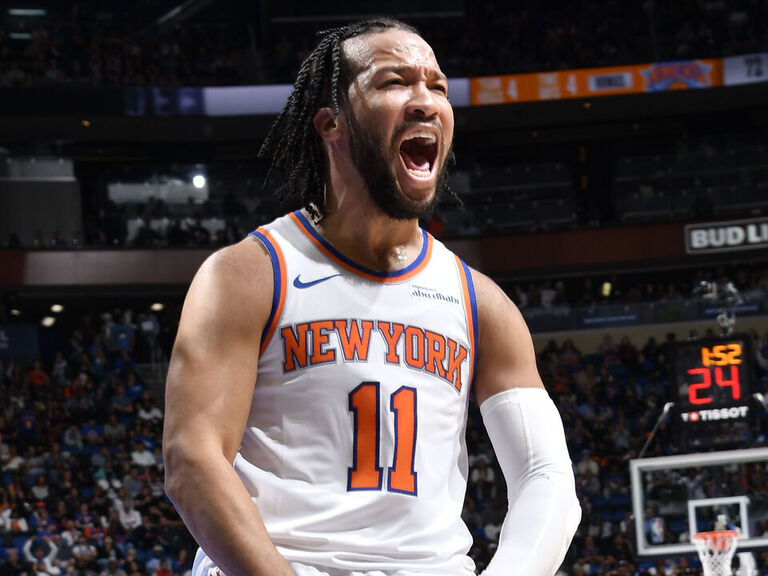 Knicks extend winning streak to 6 with blowout win over Magic ...