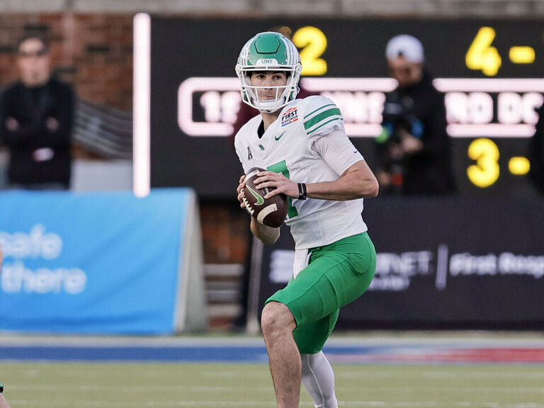 Mestemaker, nation's leading passer, joining Oklahoma State | theScore.com