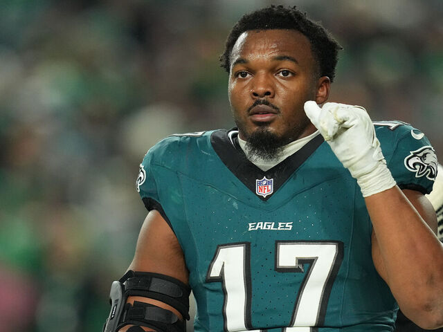 Report: Eagles' Dean to miss rest of playoffs with knee inj…
