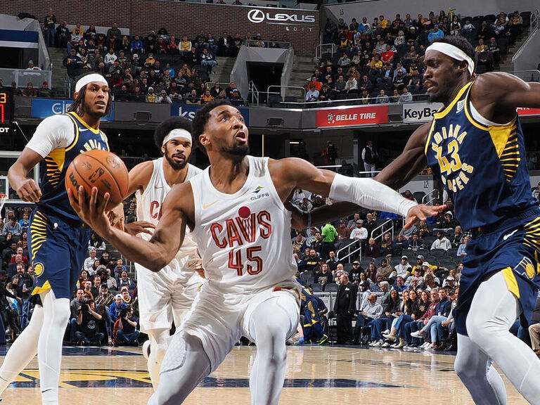 NBA-leading Cavs snap Pacers' 6-game winning streak | theScore.com