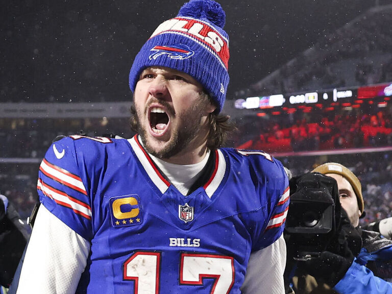 Allen beats out Lamar to claim 1st NFL MVP trophy | theScore.com