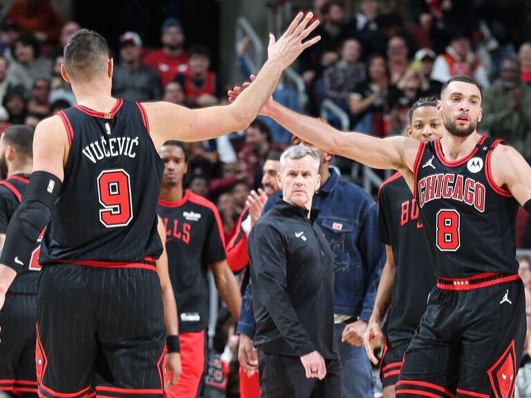 Vucevic helps Bulls hold off Jokic, Nuggets | theScore.com