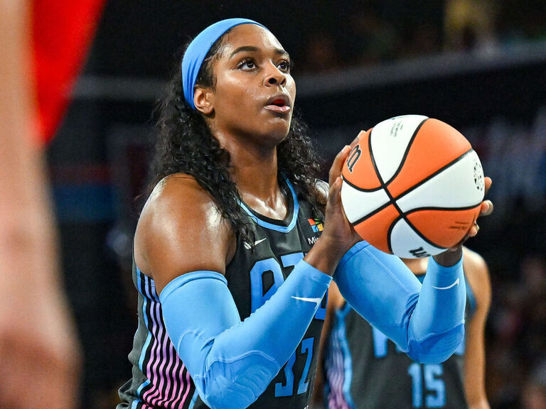 Aces sign former All-Star Cheyenne Parker-Tyus | theScore.com