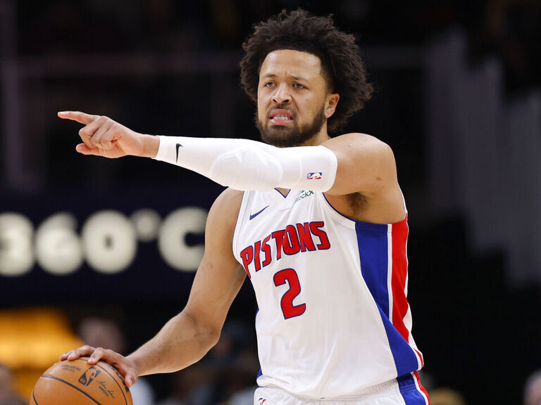 Cade scores 38 to lead Pistons to 6th straight win | theScore.com