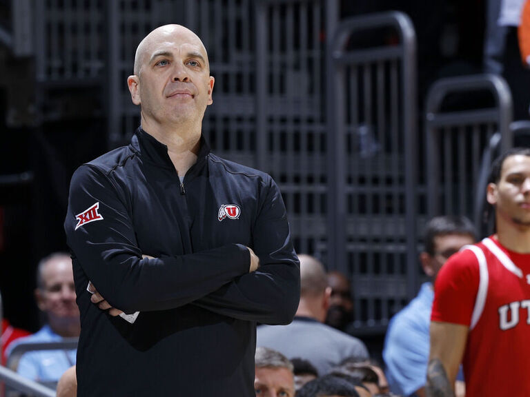 Utah fires men's basketball coach Craig Smith | theScore.com
