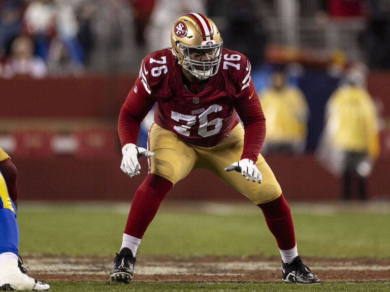 Report: Chiefs add Jaylon Moore, Elijah Mitchell | theScore.com