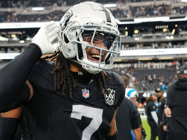 Report: Panthers, Moehrig agree to 3-year, $51M deal | theScore.com