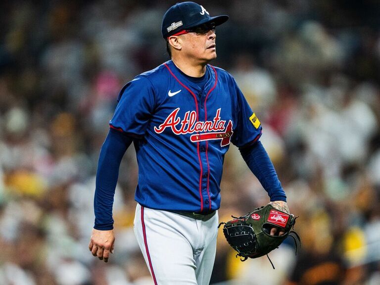 Braves, Jesse Chavez reunite again on minor-league deal | theScore.com