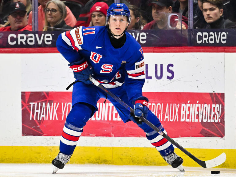 Blackhawks ink Oliver Moore, Sam Rinzel to entry-level deals | theScore.com