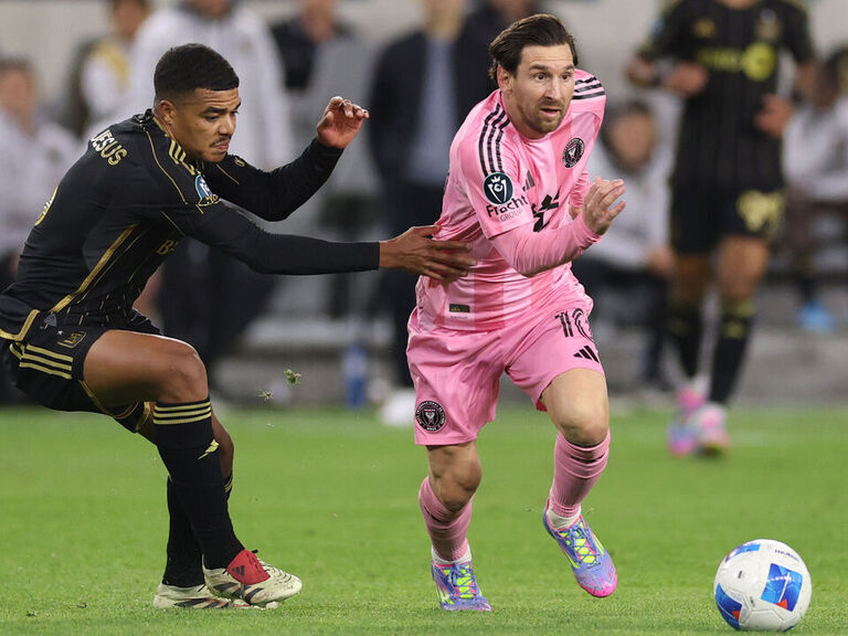 LAFC blank Messi and Miami in 1st leg of Champions Cup quarterfinal ...