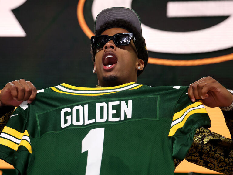 Golden becomes Packers' first 1st-round WR since 2002 | theScore.com