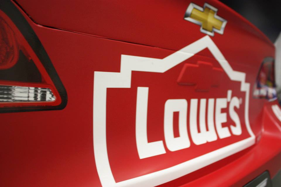 PHOTOS: Johnson's red paint scheme for Texas | theScore.com