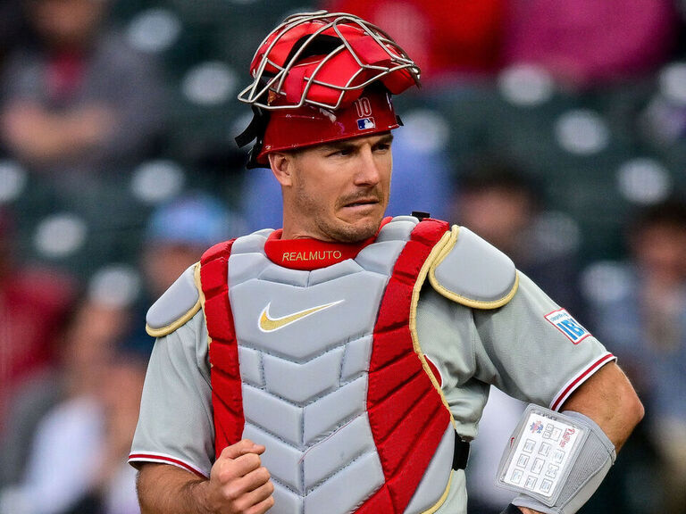 Realmuto hopes to only miss 1 game after foul ball to groin area ...