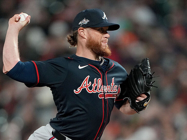 Braves DFA Kimbrel after 1 appearance | theScore.com