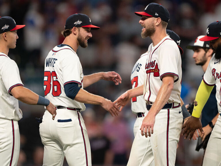 Sale dominates as Braves hand Mets 5th straight loss | theScore.com