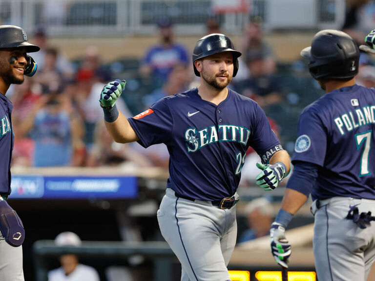 Mariners' Rodríguez: Raleigh 'deserves his 1st shot' at MVP | theScore.com